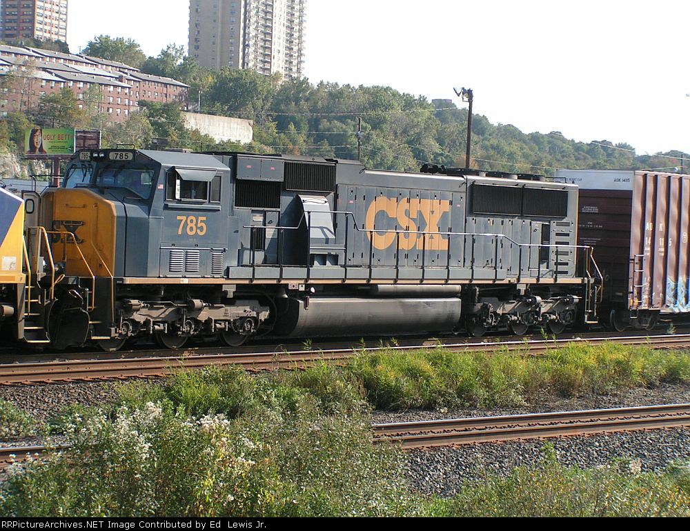 CSX 785